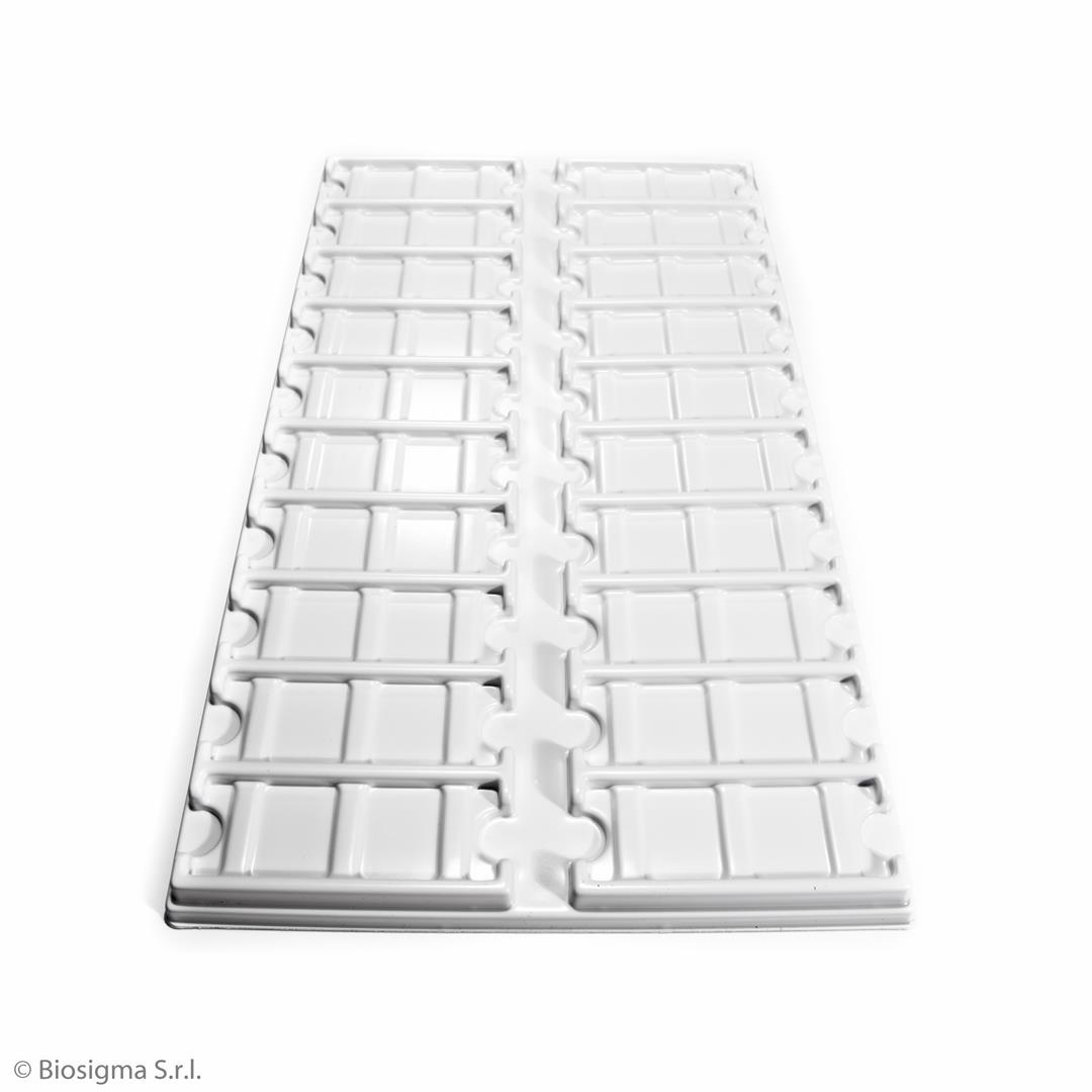 Plastic trays and slides mailer - Biosigma: Biotechnology and Clinical